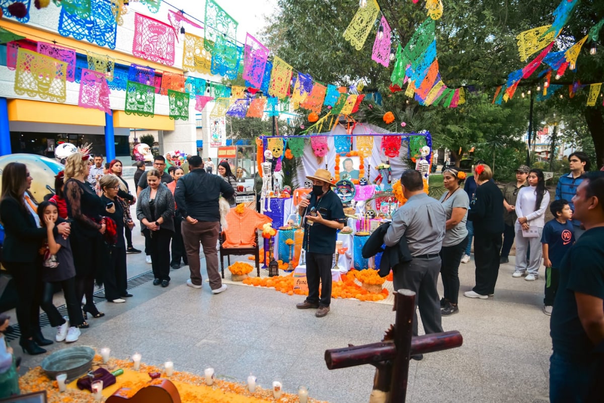 Celebrando la tradición: Festival de la Huasteca Tamaulipeca de Día de ...